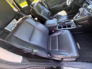 Melns Honda CR-V 2017 Tallina, ar dzinēja tilpumu 2.00 L un nobraukumu 166 tūkst. km par 15800 €, foto 13 vietnē AUTOMOTO.COM.LV