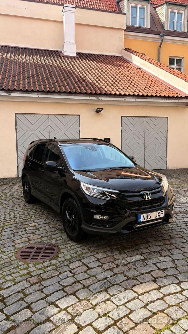 Melns Honda CR-V 2017 Tallina, ar dzinēja tilpumu 1.60 L un nobraukumu 162 tūkst. km par 17000 €, foto 1 vietnē AUTOMOTO.COM.LV