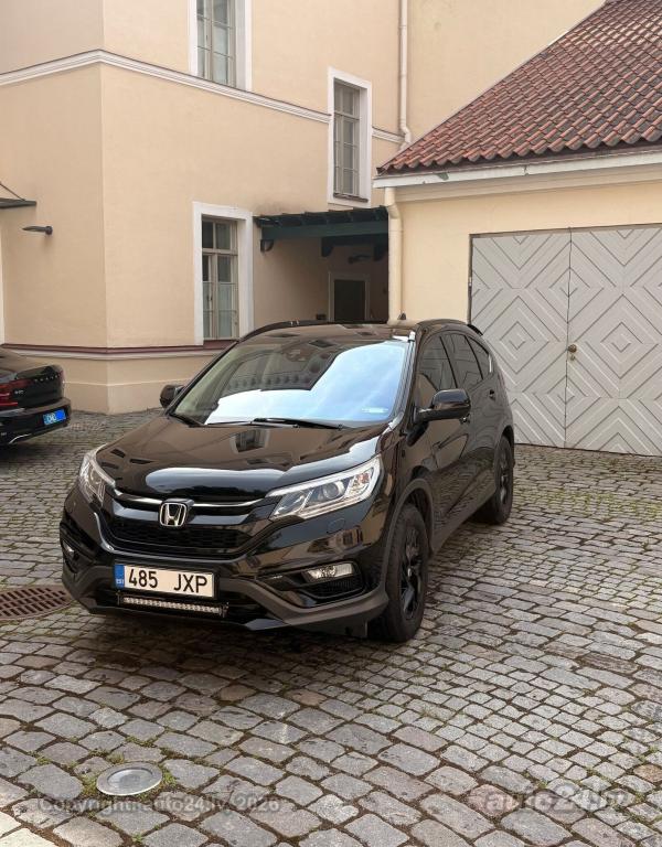 Melns Honda CR-V 2017 Tallina, ar dzinēja tilpumu 1.60 L un nobraukumu 162 tūkst. km par 17000 €, foto 3 vietnē AUTOMOTO.COM.LV