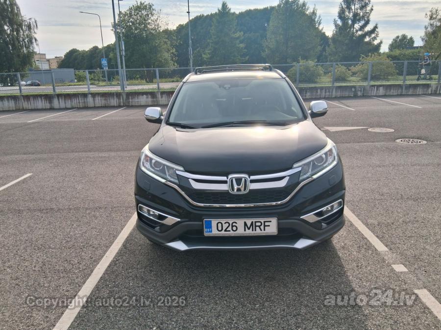 Melns Honda CR-V 2017 Tallina, ar dzinēja tilpumu 1.60 L un nobraukumu 203 tūkst. km par 16900 €, foto 3 vietnē AUTOMOTO.COM.LV