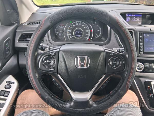 Honda CR-V 2017 Tallina vietnē Melns Honda CR-V 2017 Tallina, ar dzinēja tilpumu 1.60 L un nobraukumu 203 tūkst. km par 16900 €, foto 10 vietnē AUTOMOTO.COM.LV