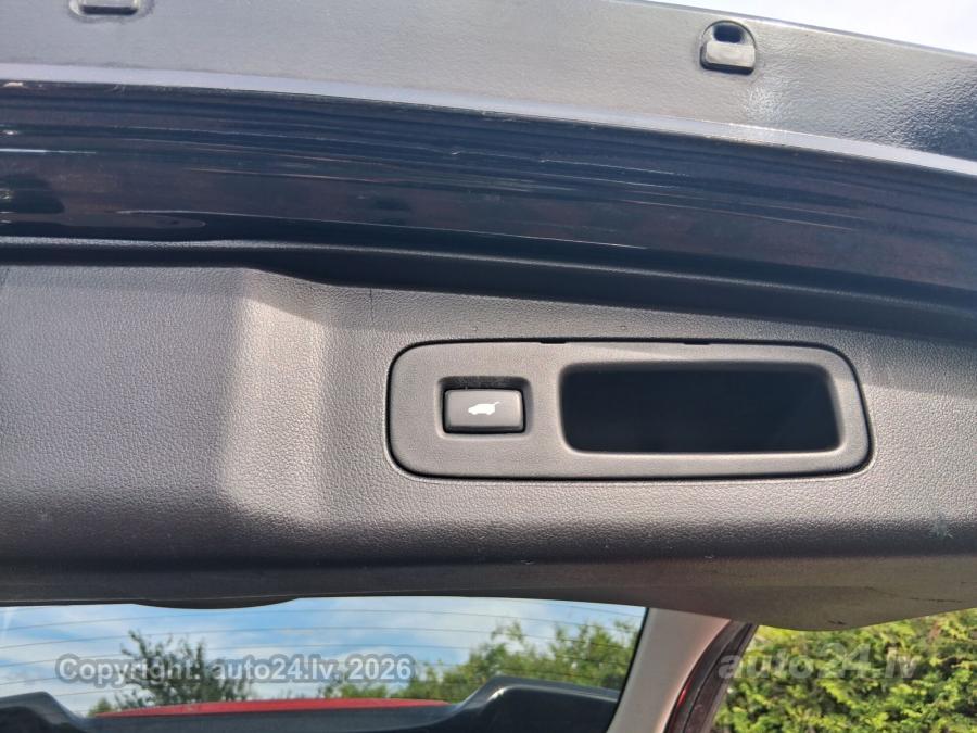 Melns Honda CR-V 2017 Tallina, ar dzinēja tilpumu 1.60 L un nobraukumu 203 tūkst. km par 16900 €, foto 11 vietnē AUTOMOTO.COM.LV