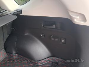 Melns Honda CR-V 2017 Tallina, ar dzinēja tilpumu 1.60 L un nobraukumu 203 tūkst. km par 16900 €, foto 12 vietnē AUTOMOTO.COM.LV
