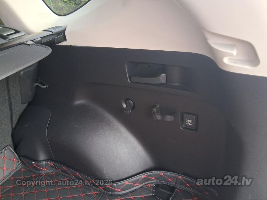 Melns Honda CR-V 2017 Tallina, ar dzinēja tilpumu 1.60 L un nobraukumu 203 tūkst. km par 16900 €, foto 12 vietnē AUTOMOTO.COM.LV