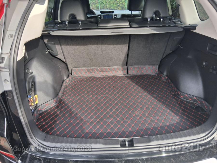 Melns Honda CR-V 2017 Tallina, ar dzinēja tilpumu 1.60 L un nobraukumu 203 tūkst. km par 16900 €, foto 13 vietnē AUTOMOTO.COM.LV