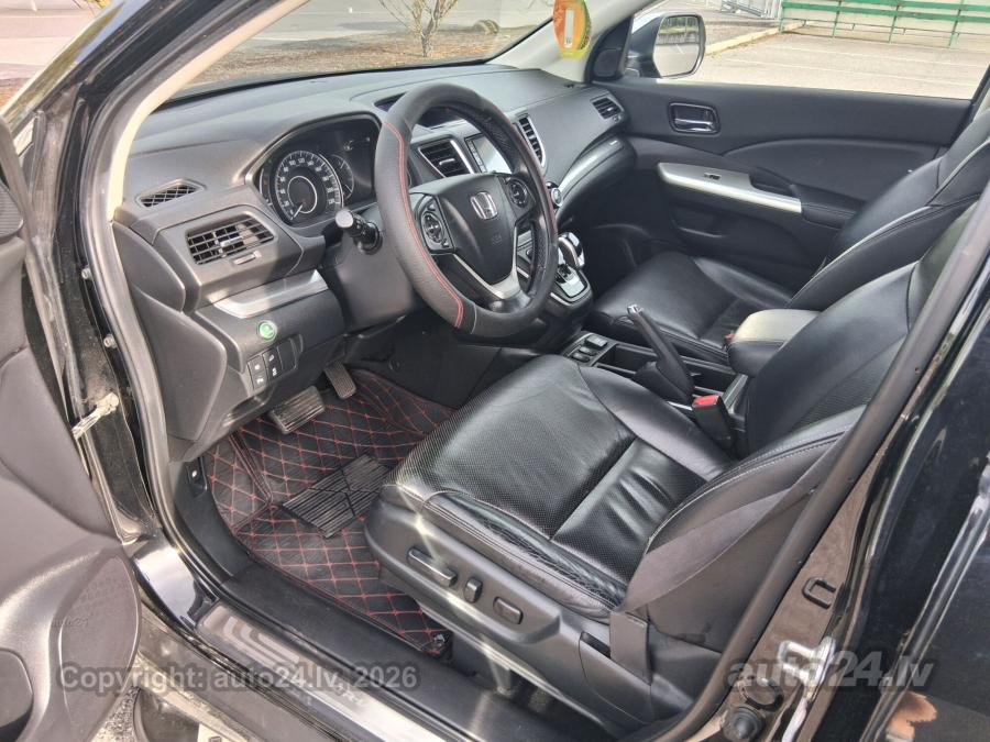 Melns Honda CR-V 2017 Tallina, ar dzinēja tilpumu 1.60 L un nobraukumu 203 tūkst. km par 16900 €, foto 22 vietnē AUTOMOTO.COM.LV