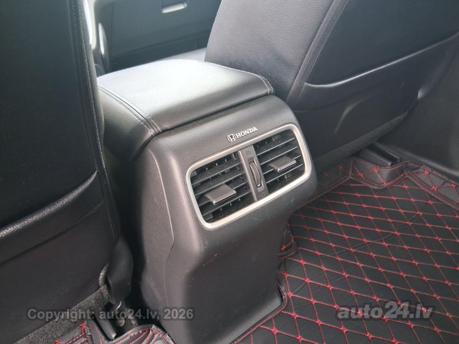 Melns Honda CR-V 2017 Tallina, ar dzinēja tilpumu 1.60 L un nobraukumu 203 tūkst. km par 16900 €, foto 24 vietnē AUTOMOTO.COM.LV