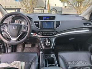 Melns Honda CR-V 2017 Tallina, ar dzinēja tilpumu 1.60 L un nobraukumu 203 tūkst. km par 16900 €, foto 28 vietnē AUTOMOTO.COM.LV