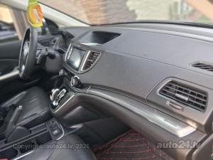 Melns Honda CR-V 2017 Tallina, ar dzinēja tilpumu 1.60 L un nobraukumu 203 tūkst. km par 16900 €, foto 31 vietnē AUTOMOTO.COM.LV