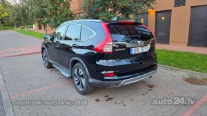 Melns Honda CR-V 2017 Tallina, ar dzinēja tilpumu 2.00 L un nobraukumu 218 tūkst. km par 13900 €, foto 4 vietnē AUTOMOTO.COM.LV
