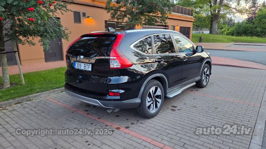 Melns Honda CR-V 2017 Tallina, ar dzinēja tilpumu 2.00 L un nobraukumu 218 tūkst. km par 13900 €, foto 5 vietnē AUTOMOTO.COM.LV