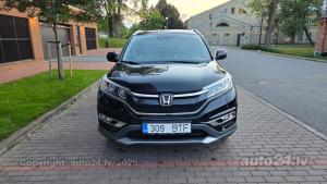 Melns Honda CR-V 2017 Tallina, ar dzinēja tilpumu 2.00 L un nobraukumu 218 tūkst. km par 13900 €, foto 6 vietnē AUTOMOTO.COM.LV