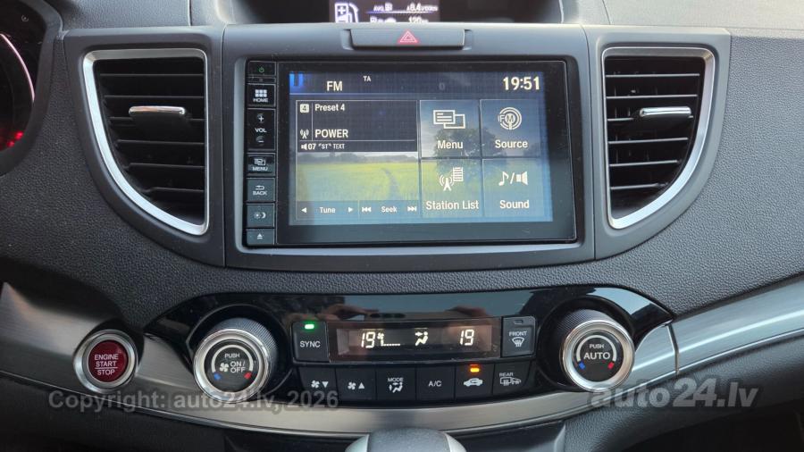 Melns Honda CR-V 2017 Tallina, ar dzinēja tilpumu 2.00 L un nobraukumu 218 tūkst. km par 13900 €, foto 15 vietnē AUTOMOTO.COM.LV