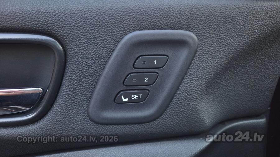 Melns Honda CR-V 2017 Tallina, ar dzinēja tilpumu 2.00 L un nobraukumu 218 tūkst. km par 13900 €, foto 19 vietnē AUTOMOTO.COM.LV