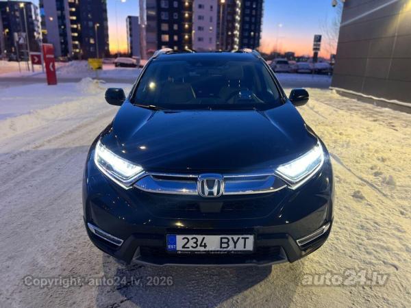 Black Honda CR-V 2019 in Tallinn, with an engine capacity of 2.00 L and mileage of 172 thousand km for 26900 €, photo 1 on AUTOMOTO.COM.LV
