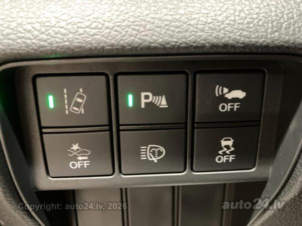 Melns Honda CR-V 2020 Tallina, ar dzinēja tilpumu 2.00 L un nobraukumu 120 tūkst. km par 23500 €, foto 11 vietnē AUTOMOTO.COM.LV