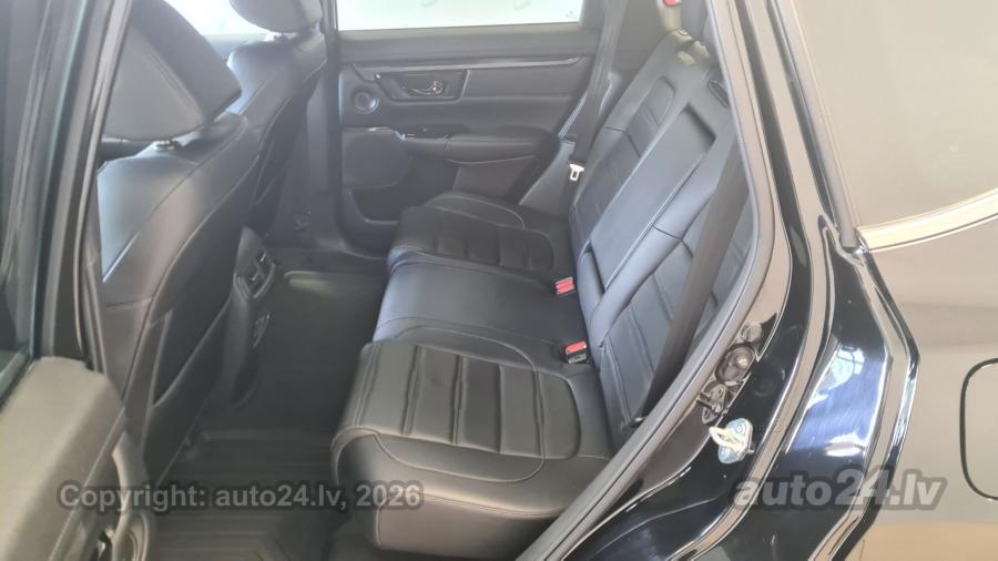 Black Honda CR-V 2021 in Tartu, with an engine capacity of 2.00 L and mileage of 143 thousand km for 24990 €, photo 8 on AUTOMOTO.COM.LV