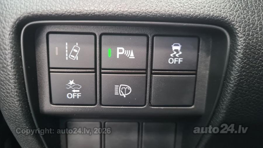 Melns Honda CR-V 2021 Tartu, ar dzinēja tilpumu 2.00 L un nobraukumu 143 tūkst. km par 24990 €, foto 18 vietnē AUTOMOTO.COM.LV
