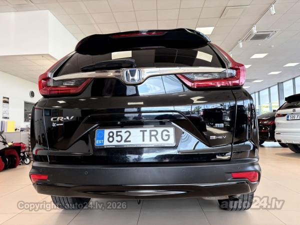 Black Honda CR-V 2021 in Viljandi, with an engine capacity of 2.00 L and mileage of 179 thousand km for 24900 €, photo 7 on AUTOMOTO.COM.LV