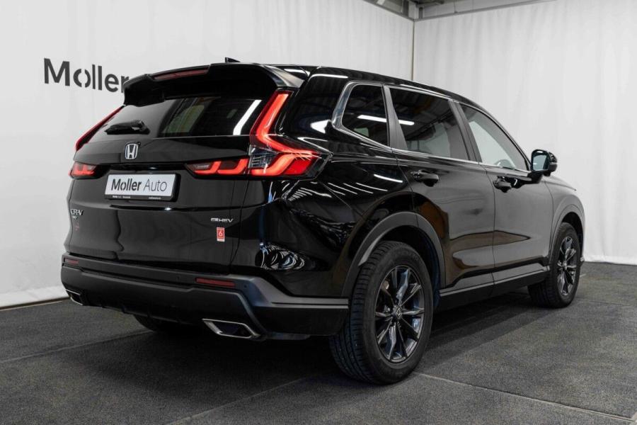 Melns Honda CR-V 2024 Tallina, ar dzinēja tilpumu 2.00 L un nobraukumu 72 tūkst. km par 36900 €, foto 6 vietnē AUTOMOTO.COM.LV
