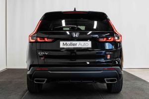 Melns Honda CR-V 2024 Tallina, ar dzinēja tilpumu 2.00 L un nobraukumu 72 tūkst. km par 36900 €, foto 7 vietnē AUTOMOTO.COM.LV