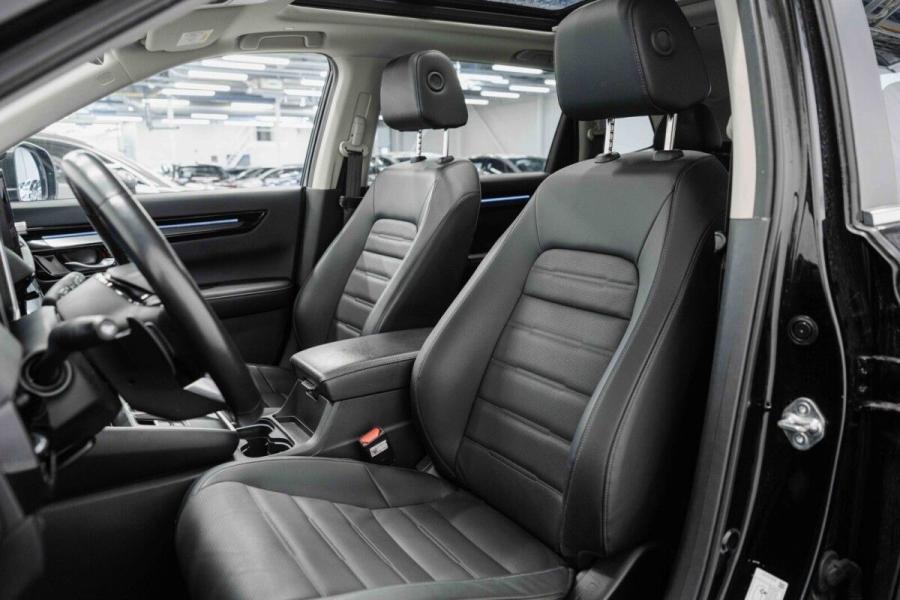 Melns Honda CR-V 2024 Tallina, ar dzinēja tilpumu 2.00 L un nobraukumu 72 tūkst. km par 36900 €, foto 12 vietnē AUTOMOTO.COM.LV