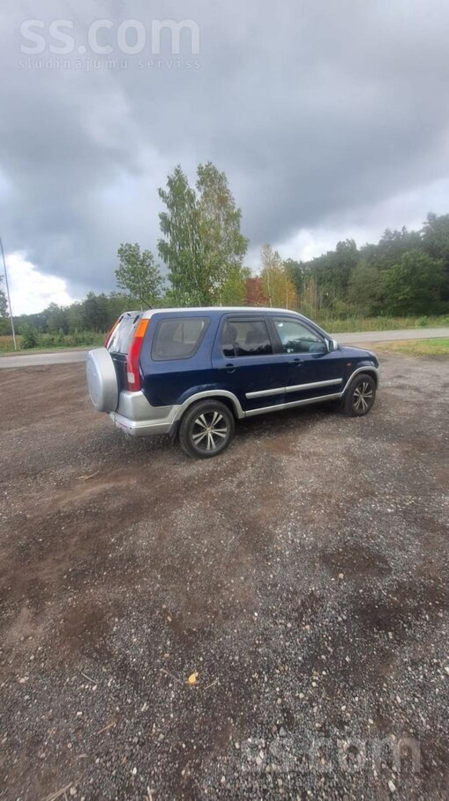 Zils Honda CR-V 2002 Jelgava, ar dzinēja tilpumu 2.00 L un nobraukumu 232 tūkst. km par 2350 €, foto 7 vietnē AUTOMOTO.COM.LV