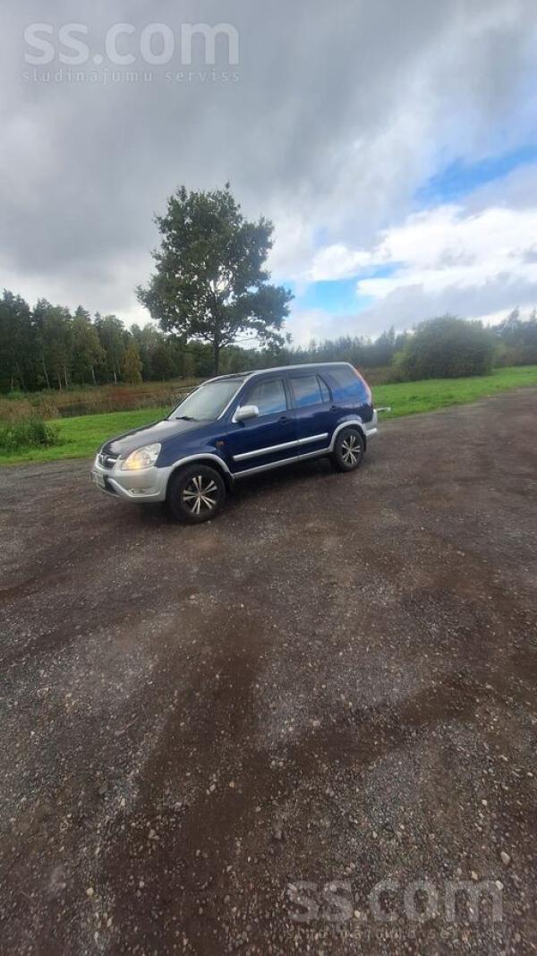 Zils Honda CR-V 2002 Jelgava, ar dzinēja tilpumu 2.00 L un nobraukumu 232 tūkst. km par 2350 €, foto 4 vietnē AUTOMOTO.COM.LV