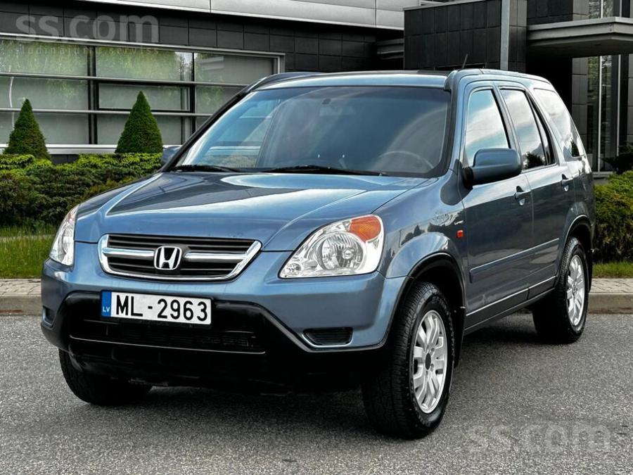Zils Honda CR-V 2003 Rīga, ar dzinēja tilpumu 2.00 L un nobraukumu 0 tūkst. km par 6700 €, foto 1 vietnē AUTOMOTO.COM.LV