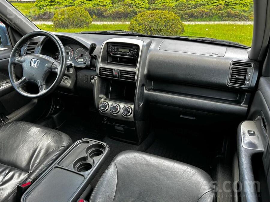 Zils Honda CR-V 2003 Rīga, ar dzinēja tilpumu 2.00 L un nobraukumu 0 tūkst. km par 6700 €, foto 17 vietnē AUTOMOTO.COM.LV