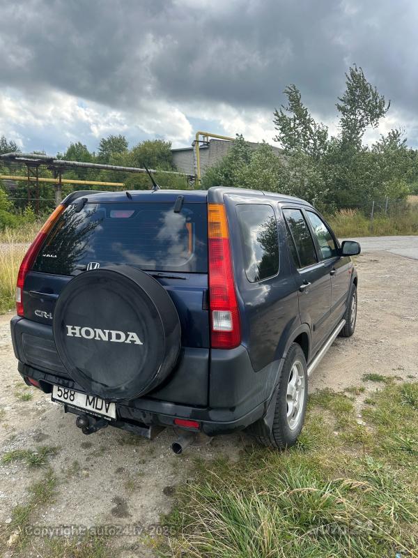 Blue Honda CR-V 2003 in Tallinn, with an engine capacity of 2.00 L and mileage of 260 thousand km for 1200 €, photo 3 on AUTOMOTO.COM.LV