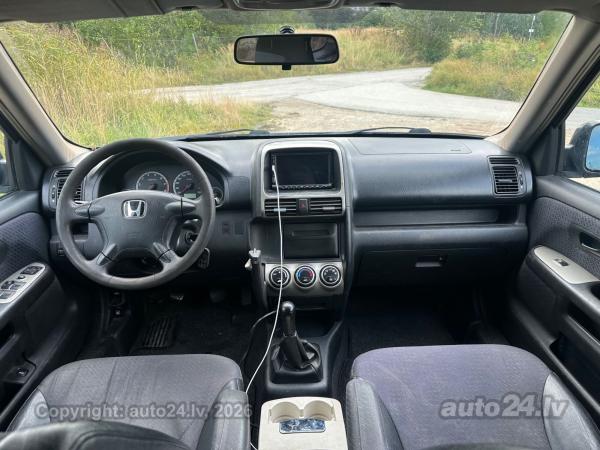 Синий Хонда СРВ 2003 в Таллин, объемом двигателя 2.00 л и пробегом 260 тыс. км за 1200 €, фото 6 на AUTOMOTO.COM.LV