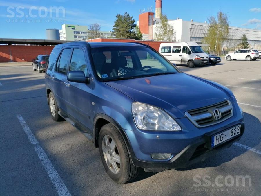 Zils Honda CR-V 2004 Rīga, ar dzinēja tilpumu 2.00 L un nobraukumu 326 tūkst. km par 2000 €, foto 1 vietnē AUTOMOTO.COM.LV