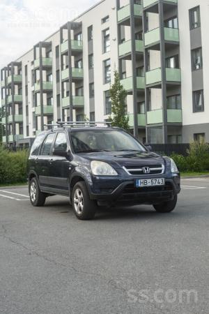 Zils Honda CR-V 2004 Rīga, ar dzinēja tilpumu 2.00 L un nobraukumu 134 tūkst. km par 2000 €, foto  vietnē AUTOMOTO.COM.LV