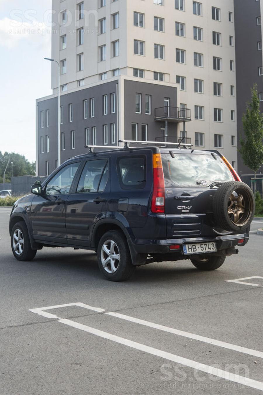 Zils Honda CR-V 2004 Rīga, ar dzinēja tilpumu 2.00 L un nobraukumu 134 tūkst. km par 2000 €, foto 4 vietnē AUTOMOTO.COM.LV