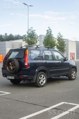 Zils Honda CR-V 2004 Rīga, ar dzinēja tilpumu 2.00 L un nobraukumu 134 tūkst. km par 2000 €, foto 5 vietnē AUTOMOTO.COM.LV