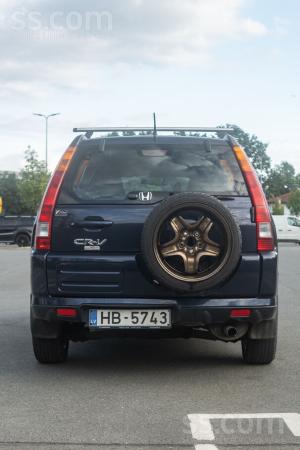 Zils Honda CR-V 2004 Rīga, ar dzinēja tilpumu 2.00 L un nobraukumu 134 tūkst. km par 2000 €, foto 6 vietnē AUTOMOTO.COM.LV