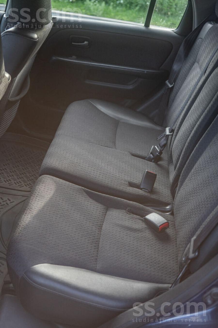 Zils Honda CR-V 2004 Rīga, ar dzinēja tilpumu 2.00 L un nobraukumu 134 tūkst. km par 2000 €, foto 12 vietnē AUTOMOTO.COM.LV