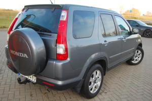 Blue Honda CR-V 2005 in Jekabpils, with an engine capacity of 2.20 L and mileage of 288 thousand km for 4600 €, photo 3 on AUTOMOTO.COM.LV