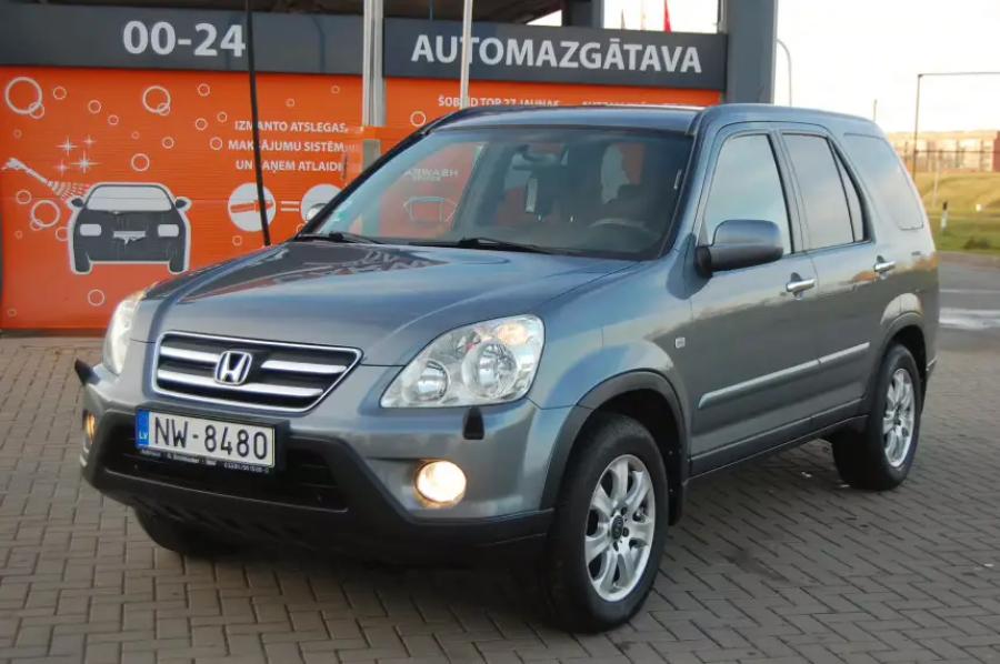 Blue Honda CR-V 2005 in Jekabpils, with an engine capacity of 2.20 L and mileage of 288 thousand km for 4600 €, photo 9 on AUTOMOTO.COM.LV