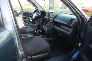 Blue Honda CR-V 2005 in Jekabpils, with an engine capacity of 2.20 L and mileage of 288 thousand km for 4600 €, photo 12 on AUTOMOTO.COM.LV