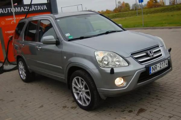 Zils Honda CR-V 2006 Jēkabpils, ar dzinēja tilpumu 2.20 L un nobraukumu 251 tūkst. km par 4999 €, foto 5 vietnē AUTOMOTO.COM.LV