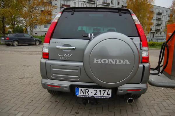 Zils Honda CR-V 2006 Jēkabpils, ar dzinēja tilpumu 2.20 L un nobraukumu 251 tūkst. km par 4999 €, foto 9 vietnē AUTOMOTO.COM.LV