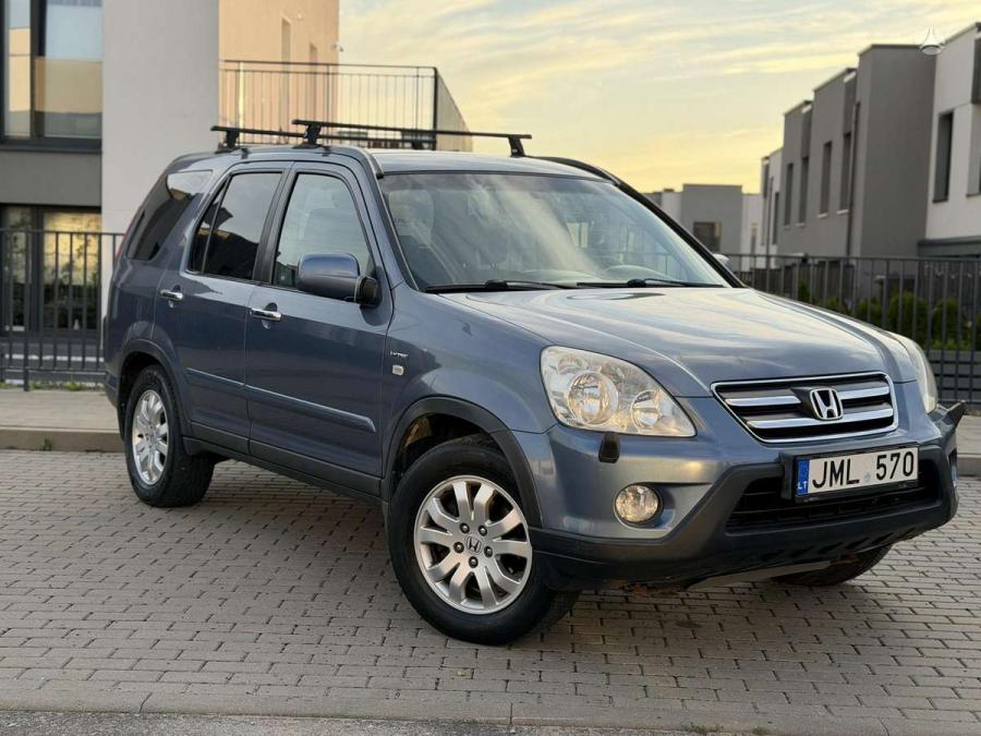 Zils Honda CR-V 2006 Viļņa, ar dzinēja tilpumu 2.00 L un nobraukumu 222 tūkst. km par 1100 €, foto 3 vietnē AUTOMOTO.COM.LV