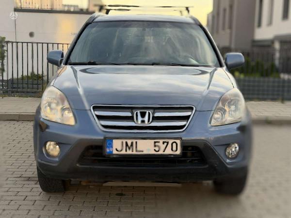 Zils Honda CR-V 2006 Viļņa, ar dzinēja tilpumu 2.00 L un nobraukumu 222 tūkst. km par 1100 €, foto 3 vietnē AUTOMOTO.COM.LV