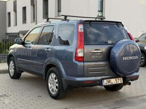 Zils Honda CR-V 2006 Viļņa, ar dzinēja tilpumu 2.00 L un nobraukumu 222 tūkst. km par 1100 €, foto 7 vietnē AUTOMOTO.COM.LV