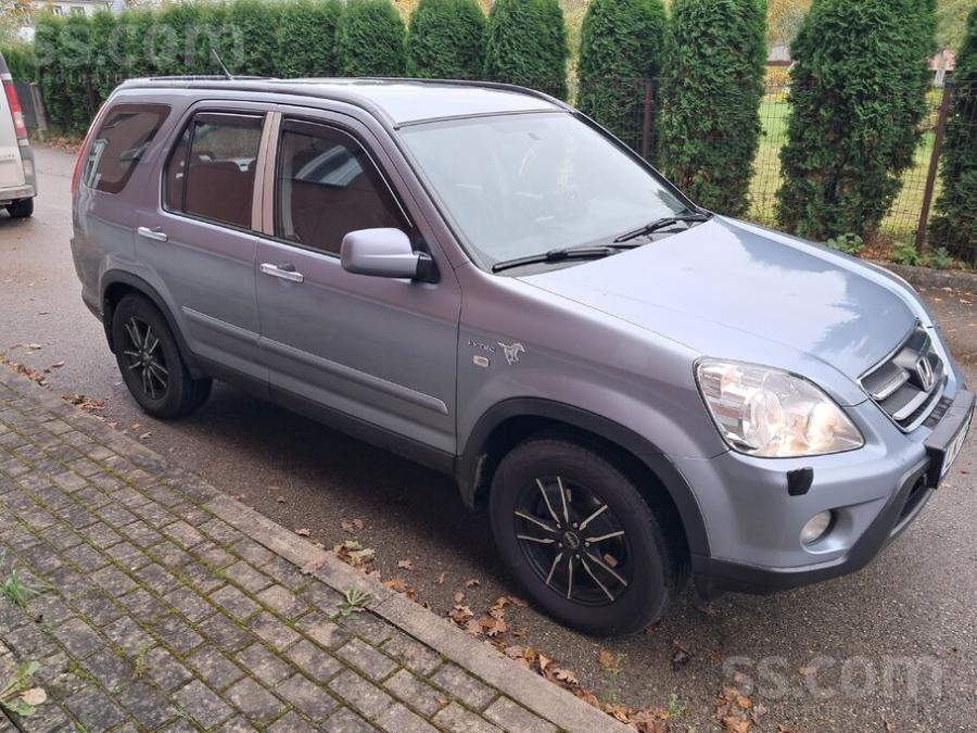 Blue Honda CR-V 2006 in Jekabpils, with an engine capacity of 2.00 L and mileage of 392 thousand km for 3000 €, photo 5 on AUTOMOTO.COM.LV