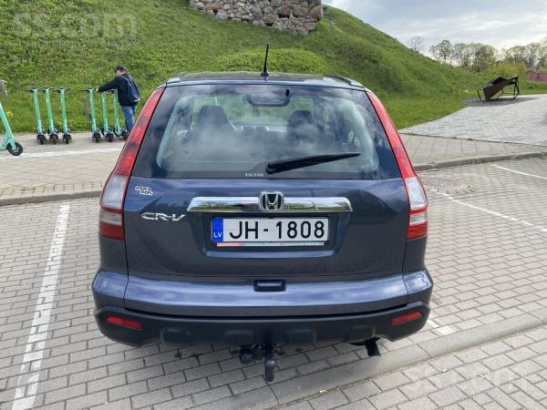 Blue Honda CR-V 2007 in Rezekne, with an engine capacity of 2.20 L and mileage of 0 thousand km for 4250 €, photo 8 on AUTOMOTO.COM.LV