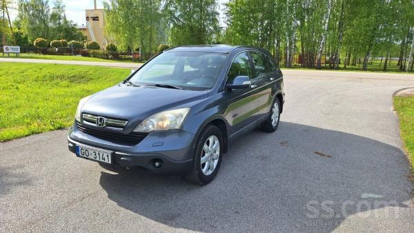 Blue Honda CR-V 2007 in Riga, with an engine capacity of 2.00 L and mileage of 167 thousand km for 3900 €, photo 1 on AUTOMOTO.COM.LV