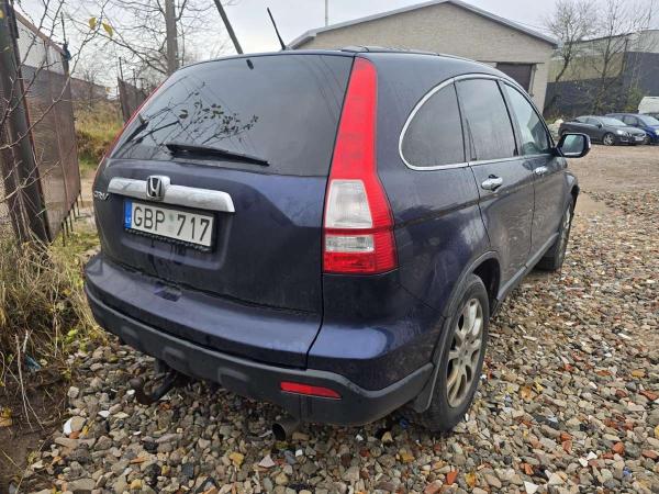 Zils Honda CR-V 2007 Viļņa, ar dzinēja tilpumu 2.00 L un nobraukumu 2 tūkst. km par 1700 €, foto 3 vietnē AUTOMOTO.COM.LV